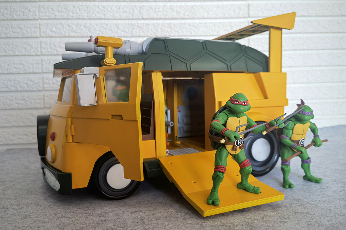 Here’s An Unofficial But Awesome Take Of The Cartoon TMNT Party Wagon