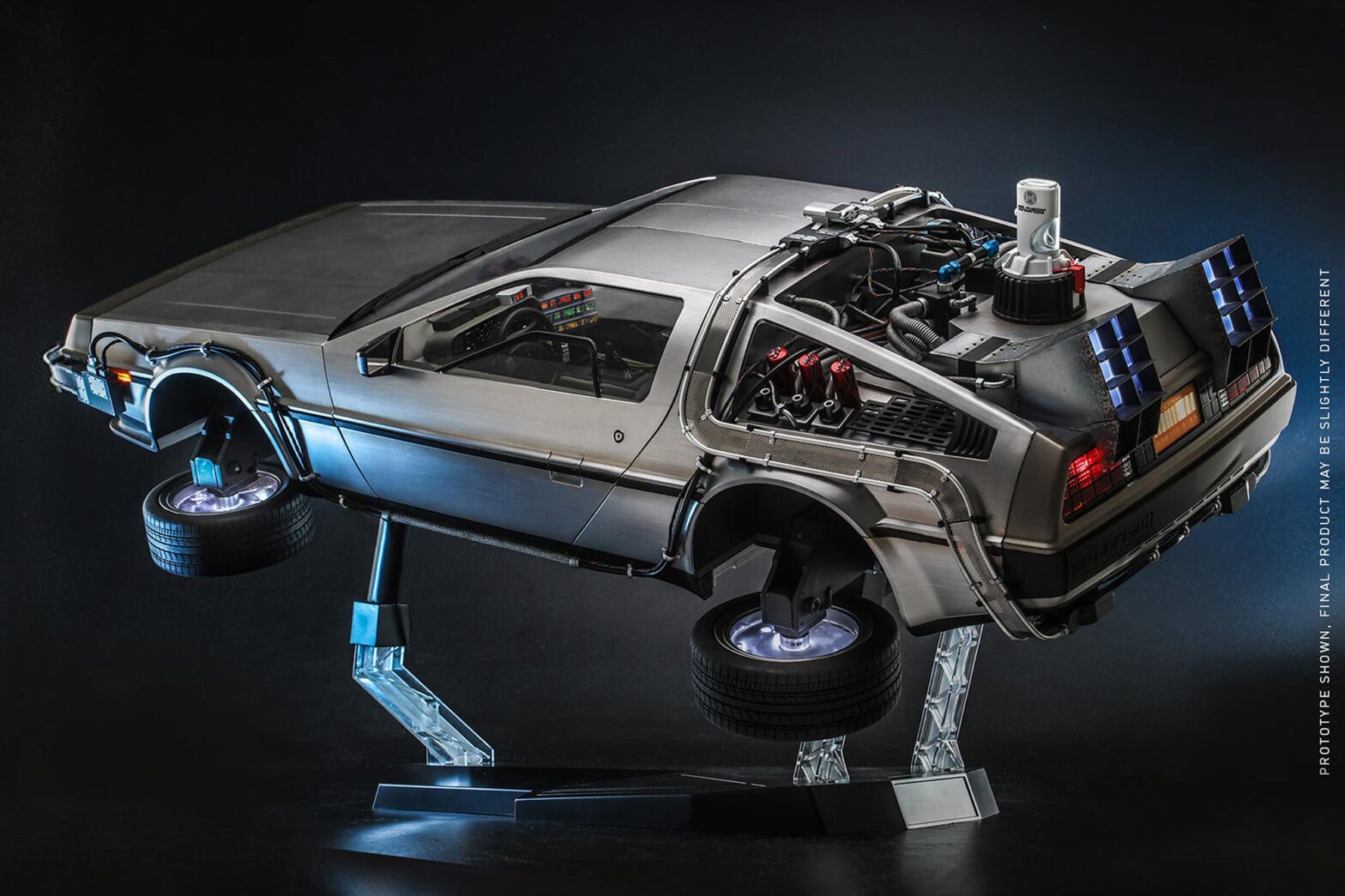 Hot Toys Back to the Future II 1/6th Scale DeLorean Time Machine