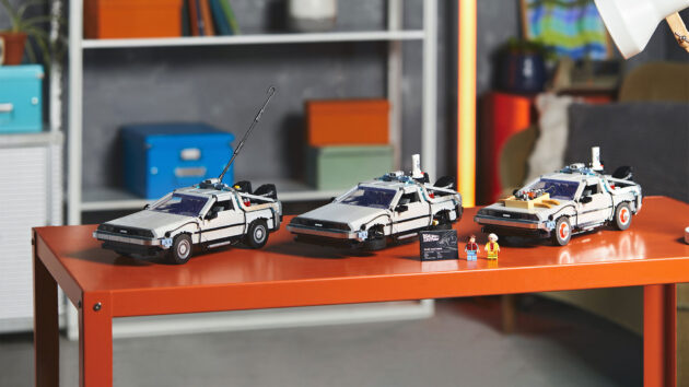 LEGO Back To The Future DeLorean Time Machine (10300)