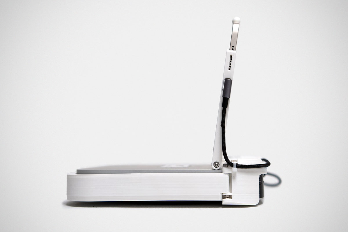 Guy Turned Mac Mini Into A Laptop-like Computer With An iPad Mini For ...