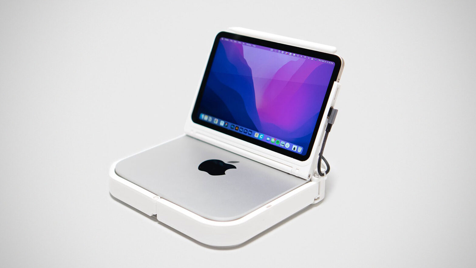 Guy Turned Mac Mini Into A Laptop-like Computer With An iPad Mini For ...