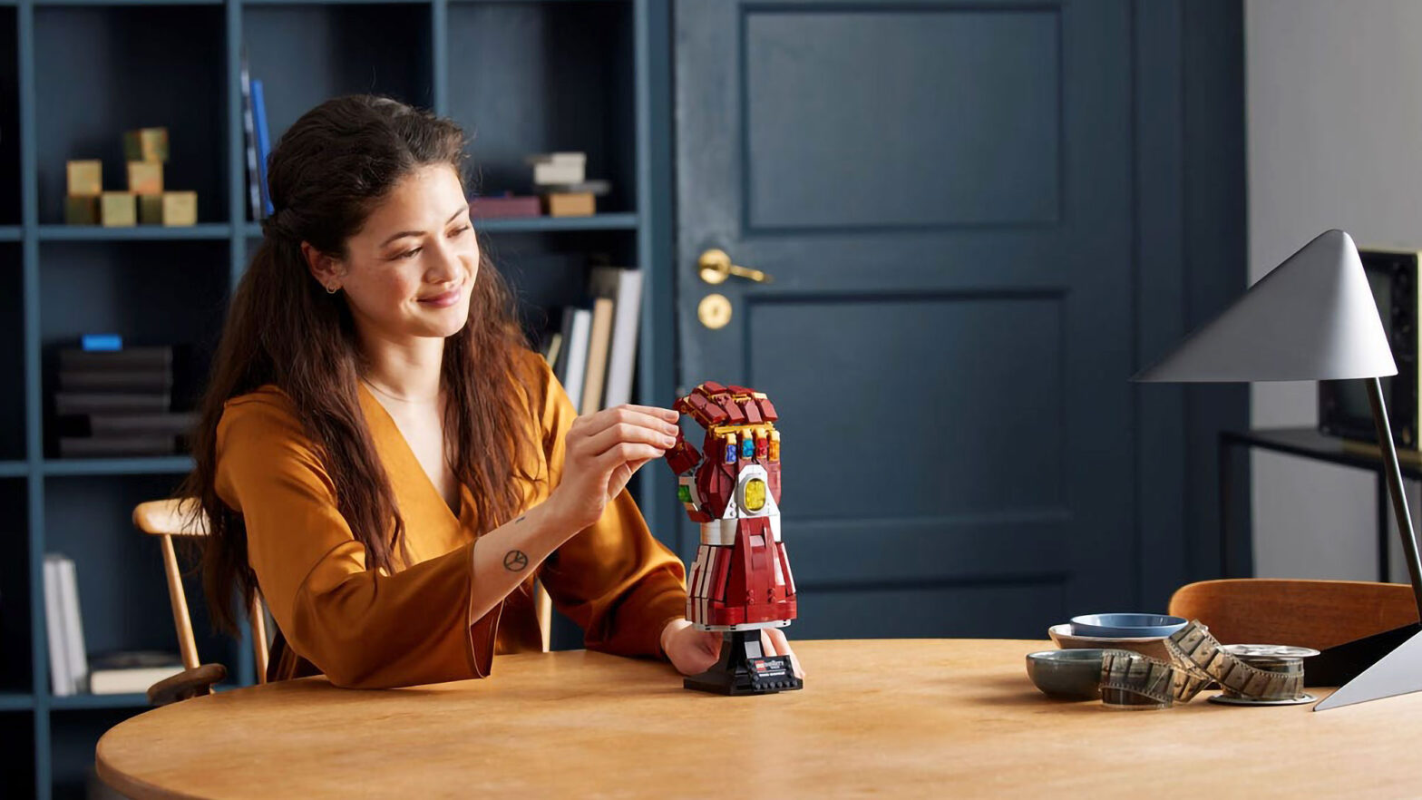 LEGO Marvel Nano Gauntlet (76223) Will Drop On August 01 For US$70