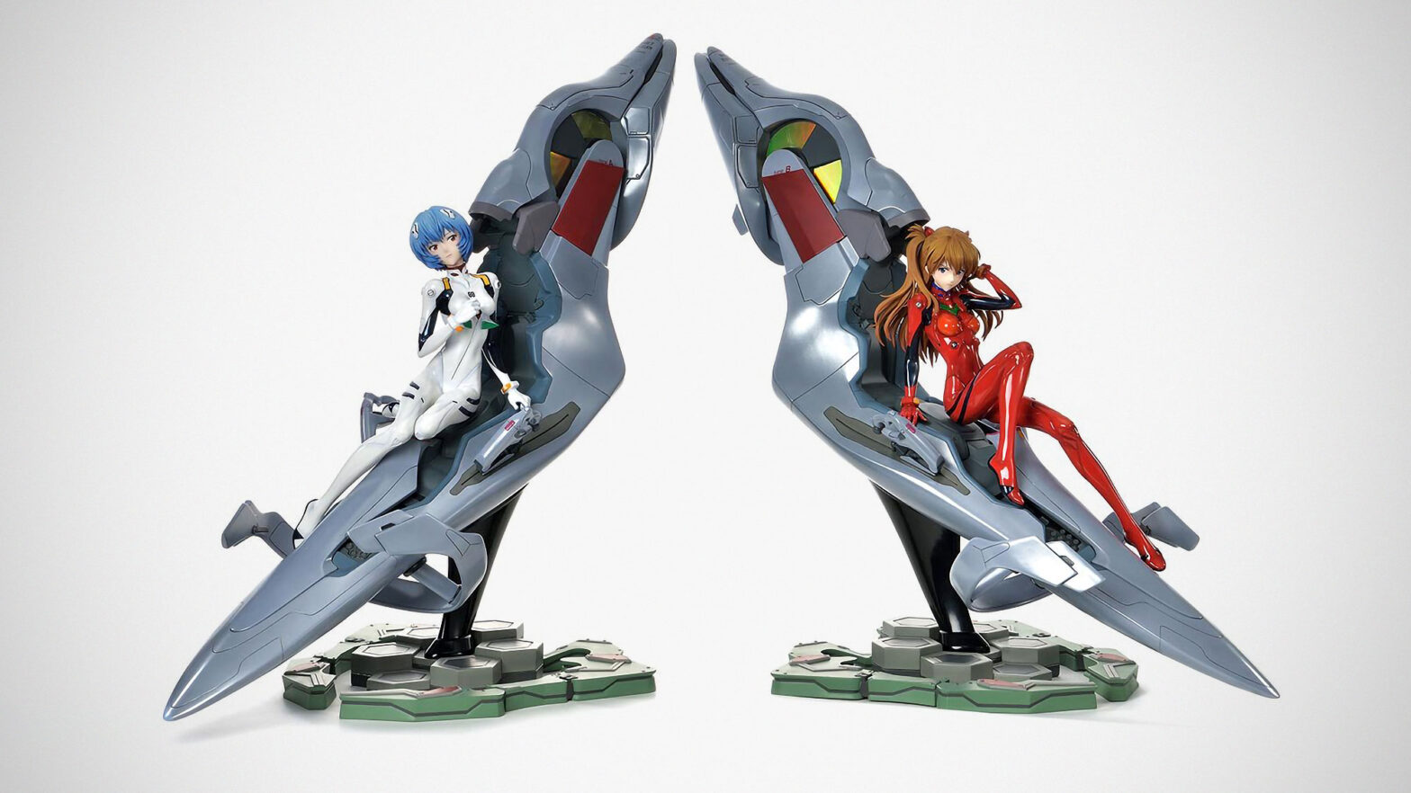 Prime 1 Studio Evangelion Entry Plug Interior Statues: LCL Not Included
