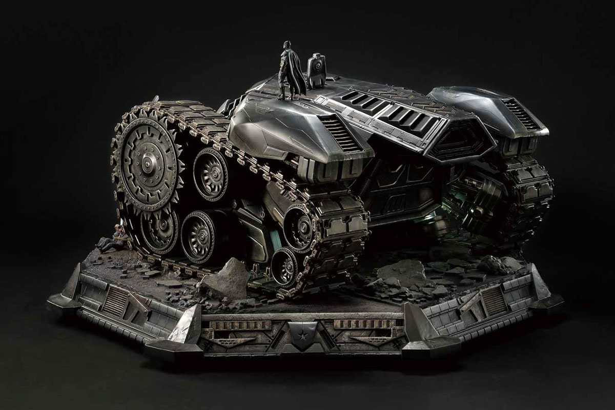 Prime 1 Studio Zack Snyder’s Justice League Bat-Tank Is Ginormous!