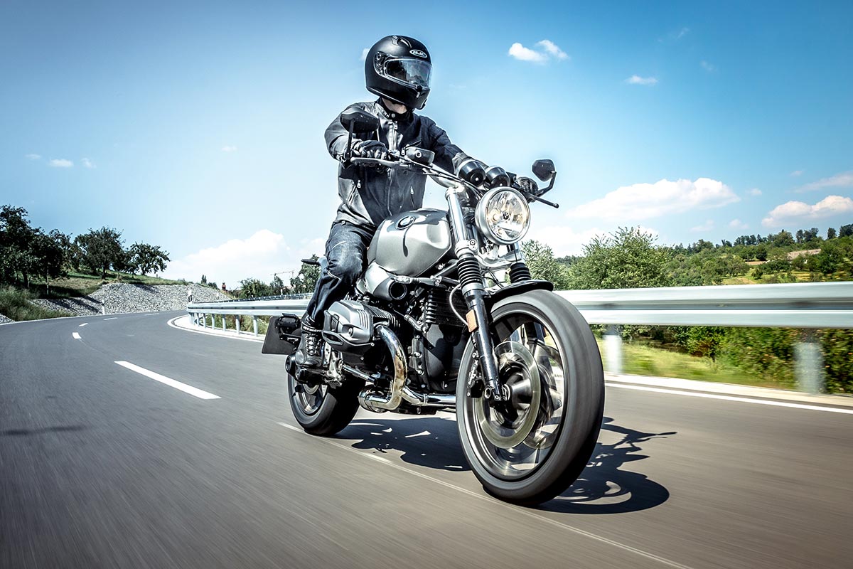4 Tips To Help You Stay Safe While Riding Your Motorcycle