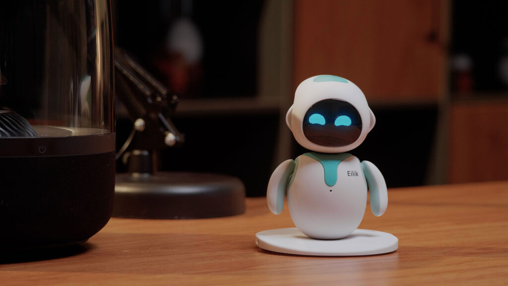 A Different Kind Of Robot: Eilik Interactive Desktop Companion Robot