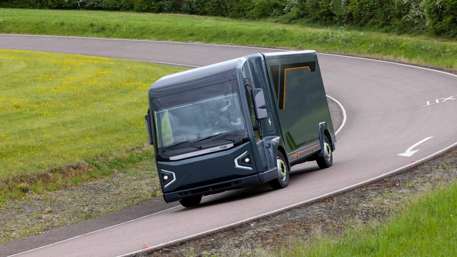 REE Automotive Unveiled P7-B Electric Class 3 Box Truck