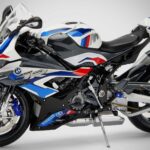 1:10 Scale BMW M 1000 RR Collectible Model