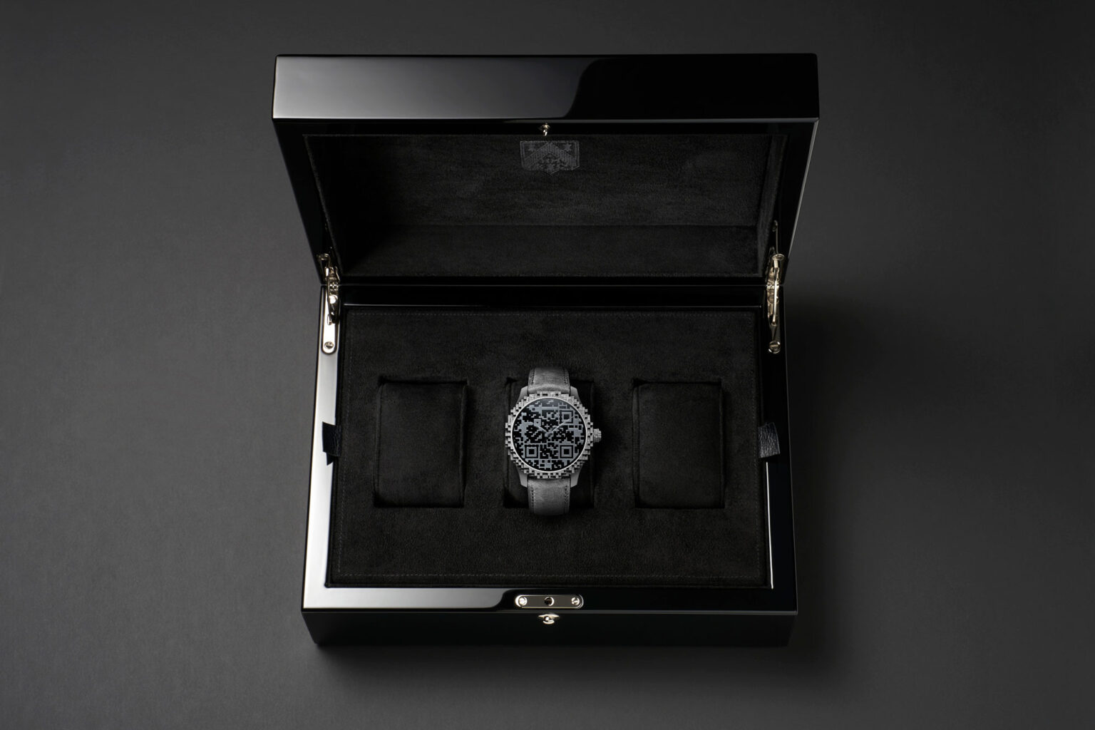 The Endeavour Centre Seconds Genesis Timepiece Is A Key To H. Moser’s Metaverse