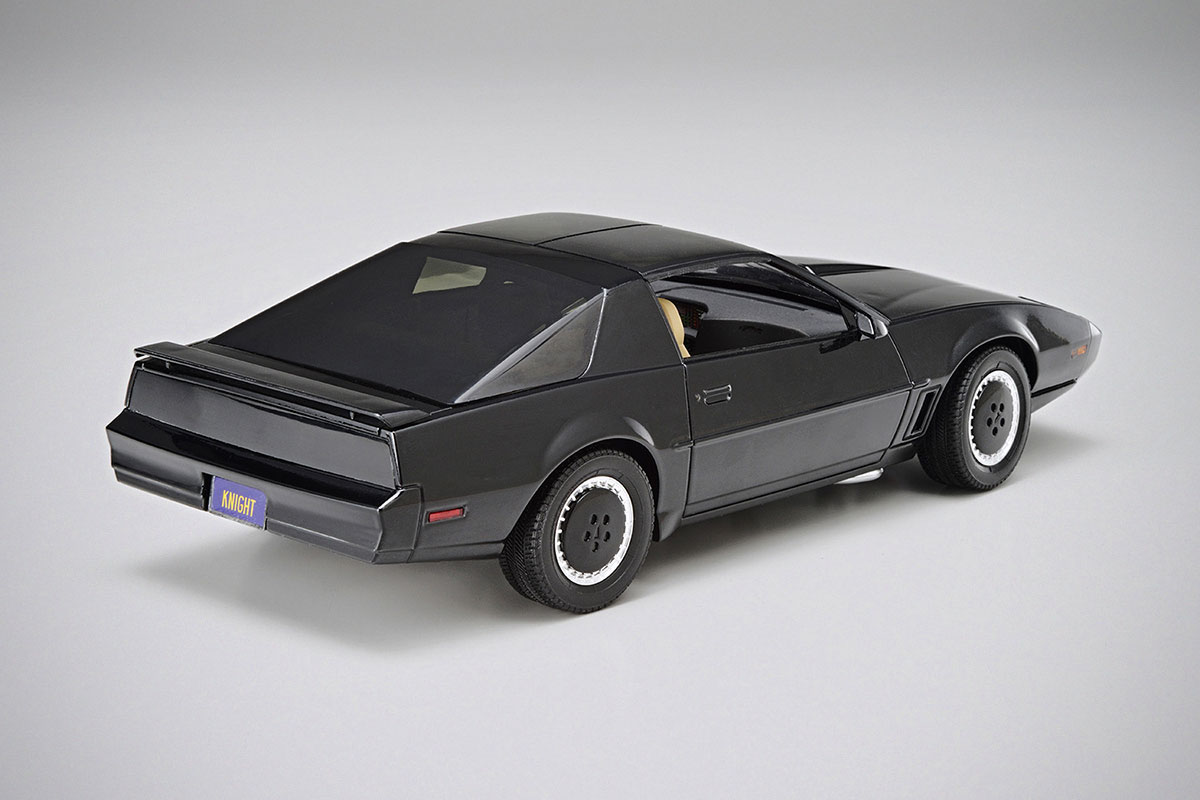 Aoshima 1/24 Knight Rider K.I.T.T. Season 1 Model Kit Has Light And ...