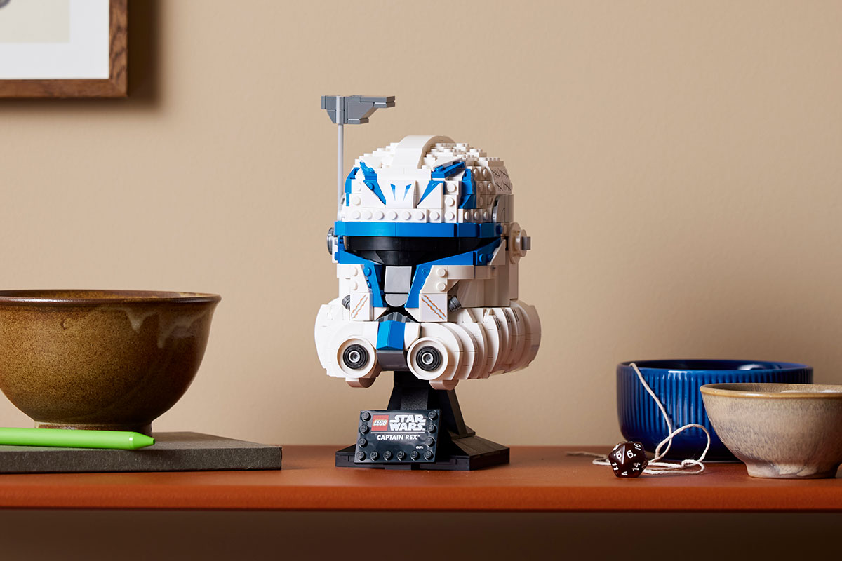 LEGO Captain Rex, Clone Commander Cody, And Princess Leia Boushh Helmets