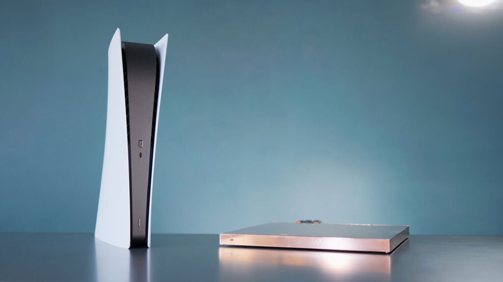 DIY Perks Took Apart A PS5 Digital Edition, Turned It Into A ...