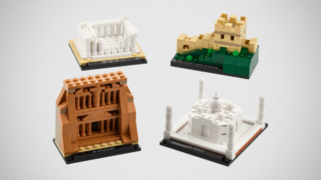 LEGO World of Wonders (40585) Only Redeemable By LEGO VIP Members