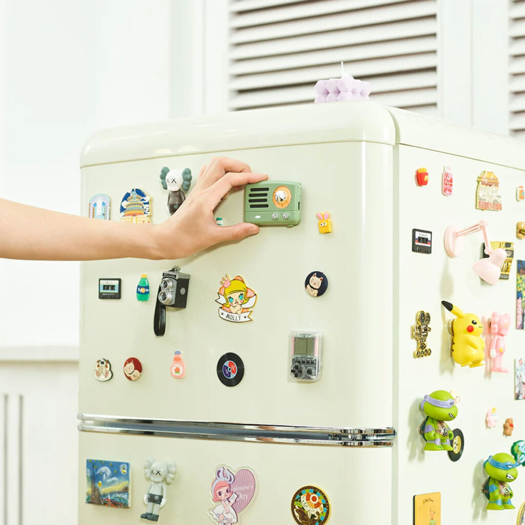 Muzen OTR Sticker Bluetooth Speaker And Super Cool LINE FRIENDS Edition ...