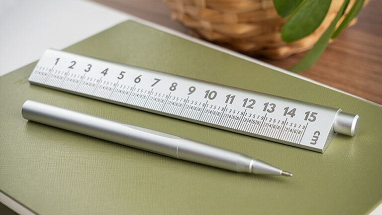 30° Ruler Gets An Upgrade, Now It Has A Refillable Pen In It