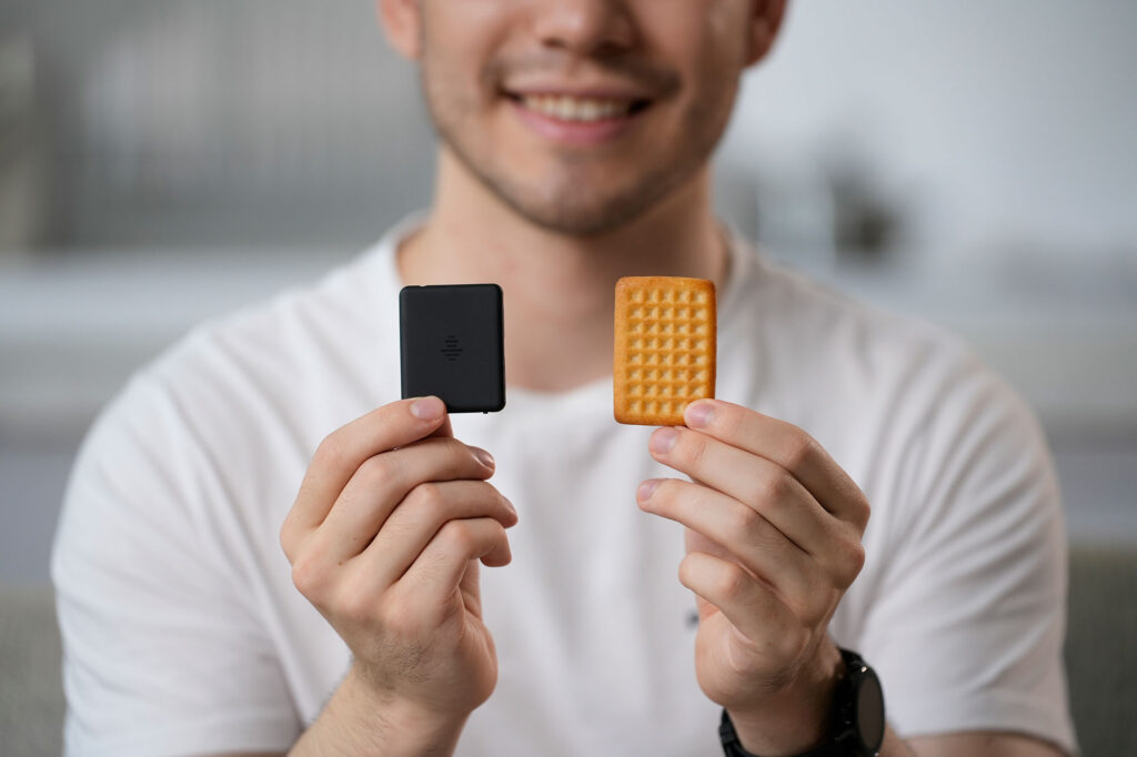 Believe It Or Not, This Little Square Is A Voice Recorder