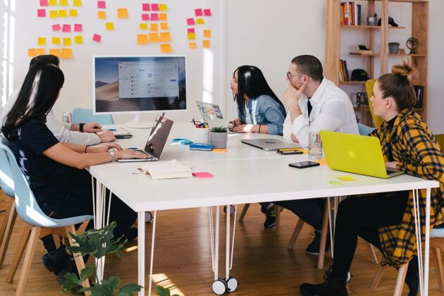 A Beginner’s Guide To Agile Project Management: 8 Things To Know About