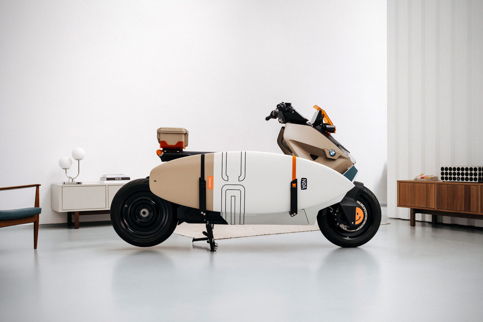 The Mods On This BMW CE 04 Custom E-Scooter Are Minor But Speak Volume