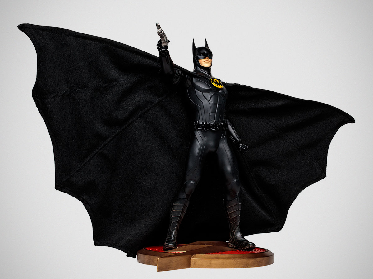 McFarlane The Flash Movie Toys Revealed, Included Michael Keaton’s ...