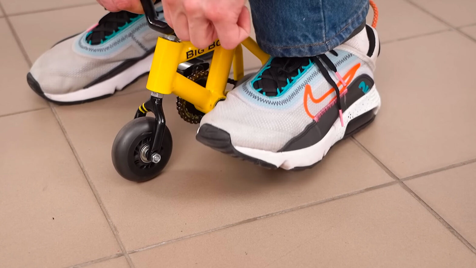 The Smallest Fully Functional Bicycle Is Absolutely Adorable!