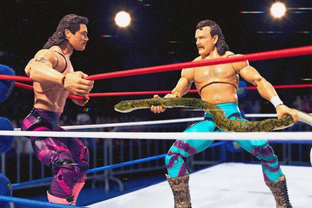 WWE Coliseum Collection Jake “The Snake” Roberts & “Ravishing” Rick ...