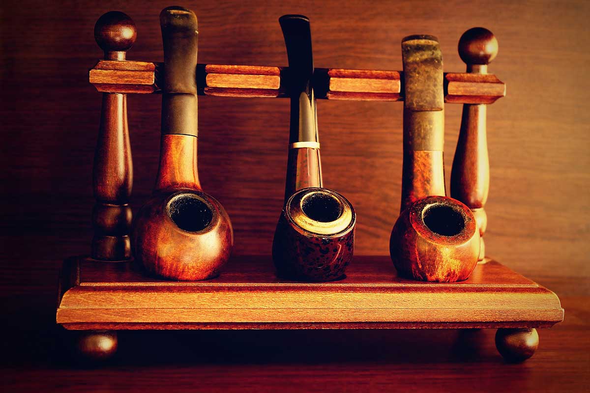 6 Essential Tools Every Tobacco Enjoyer Should Have
