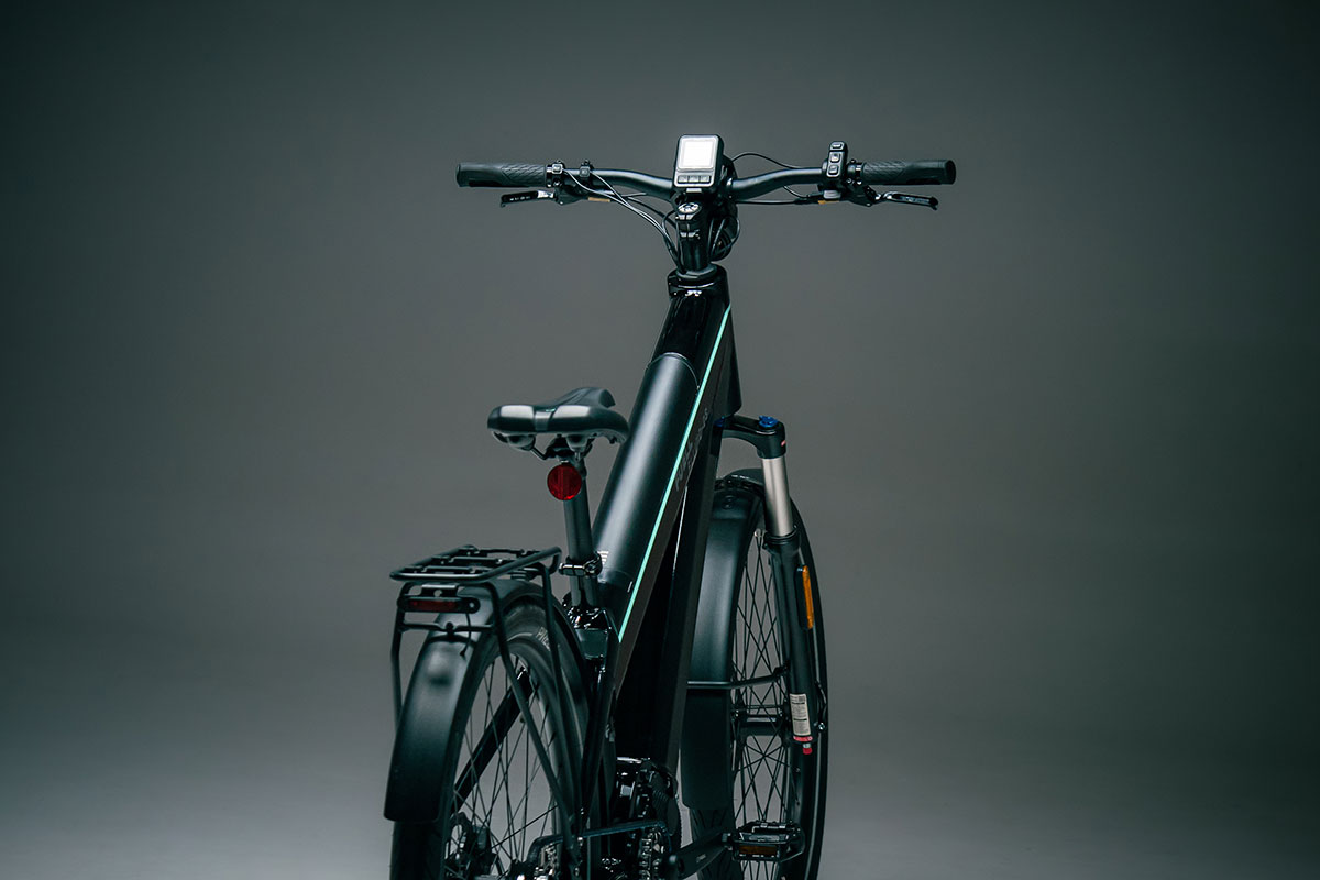 FUELL Flluid Electric Bicycle: “The World’s Longest Range E-Bike”