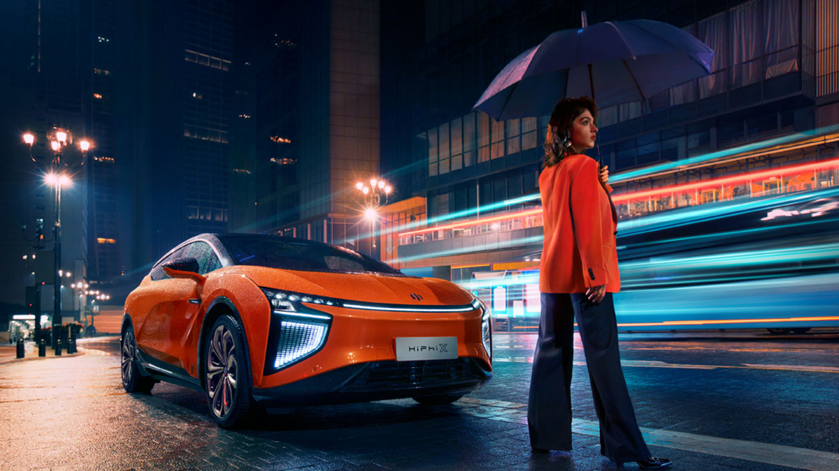 China’s Super Futuristic HiPhi X “Super SUV” Heads To Europe