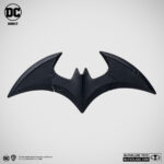 McFarlane Toys The Riddler: Puzzle Box By Edward Nygma: A 1:1 Batarang ...