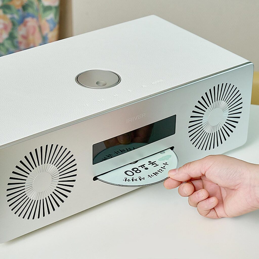 iRiver IA2000 Is A Sleek CD Player With Bluetooth Speaker And FM Radio