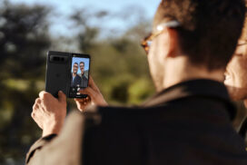 Google Pixel Fold Folding Phone Officially Unveiled!