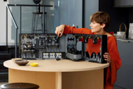 3,981-piece LEGO Batman Returns Batcave Shadow Box (76252) Announced!