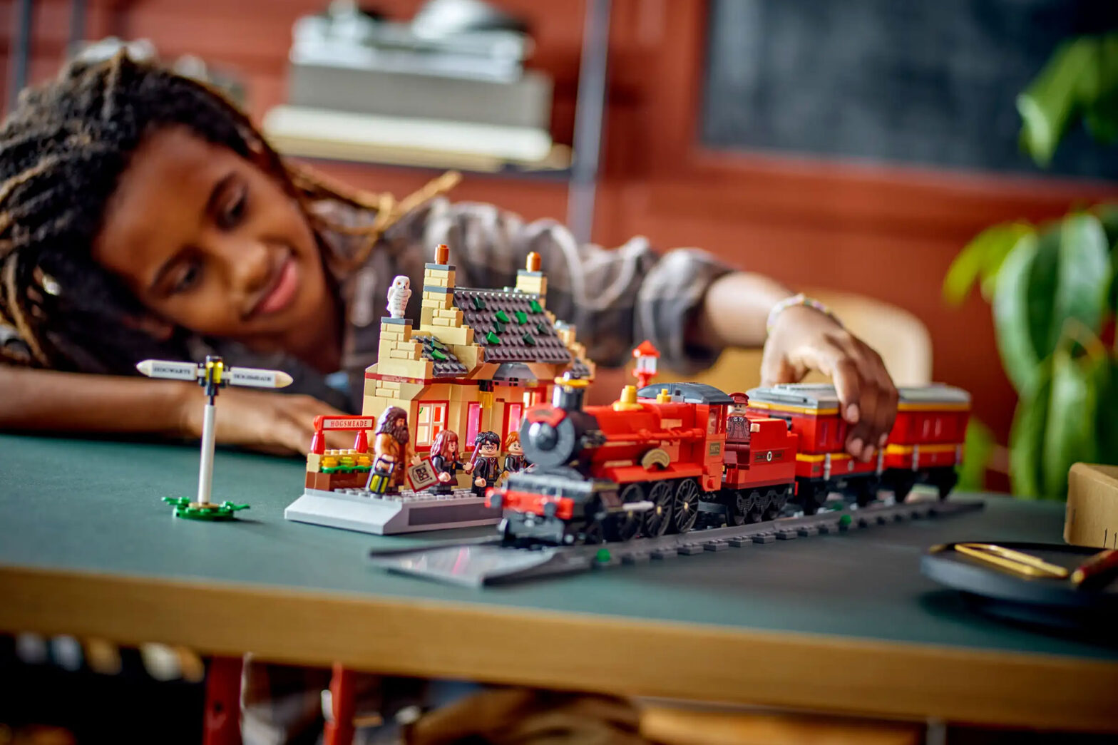LEGO Hogwarts Express Train Set with Hogsmeade Station: Finally ...