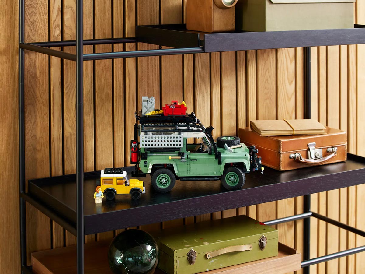 LEGO Land Rover Classic Defender (40650): 150-piece Accurate ...