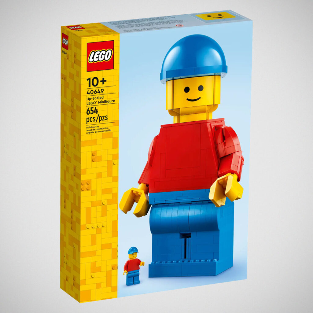 The LEGO Minifigure Statue At LEGO Campus In Billund Is Now An Up ...