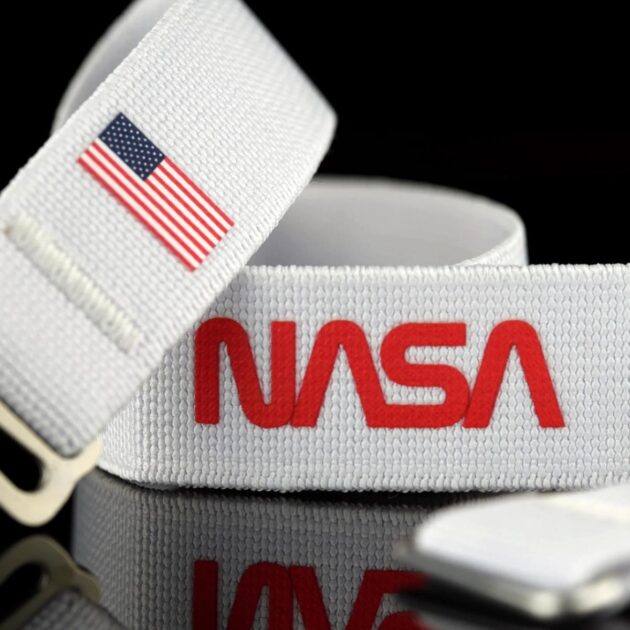 Limited Edition Isotope Hydrium NASA Wrist Watch: When Diving Meets ...