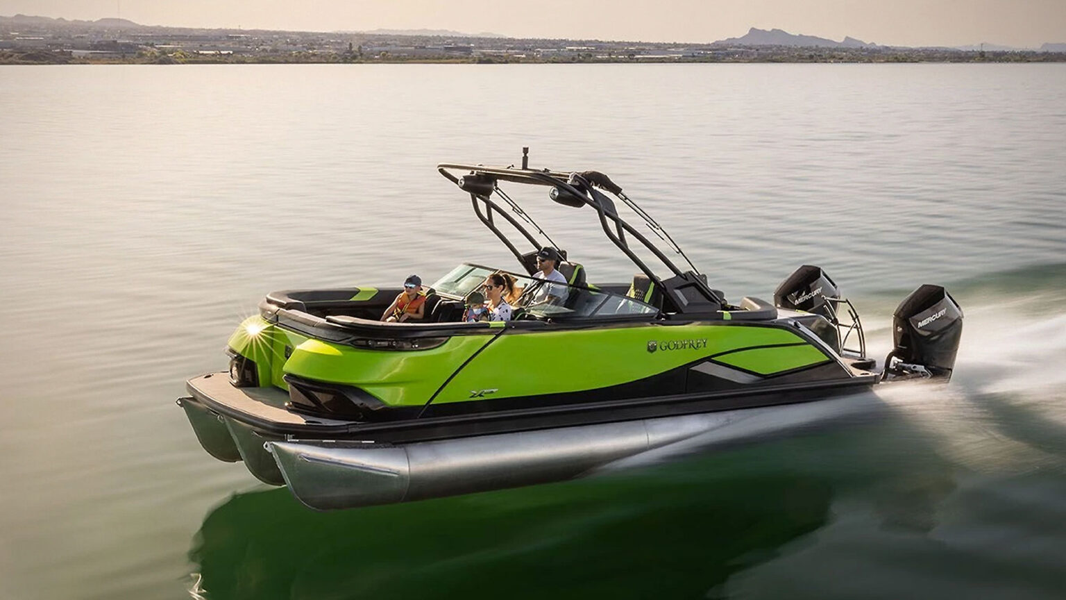 2024 Godfrey Pontoons XP Series Luxury Pontoon Looks Like A Lovechild ...