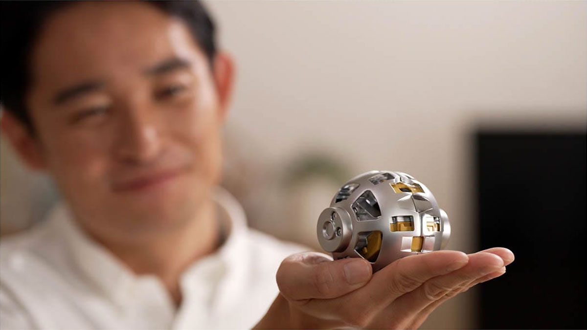 Takara Tomy 1:1 Scale SORA-Q Lunar Robot Remote Control Toy: Real-life Lunar Rover Now As An RC ...