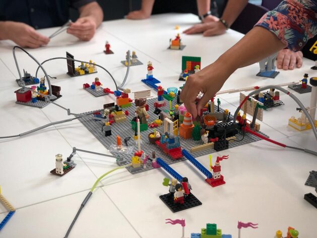 How Can LEGO Help Students Learn?