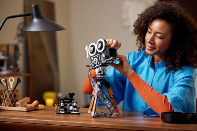 LEGO And Disney Celebrates 100 Years Of Disney With A Super Cool LEGO ...