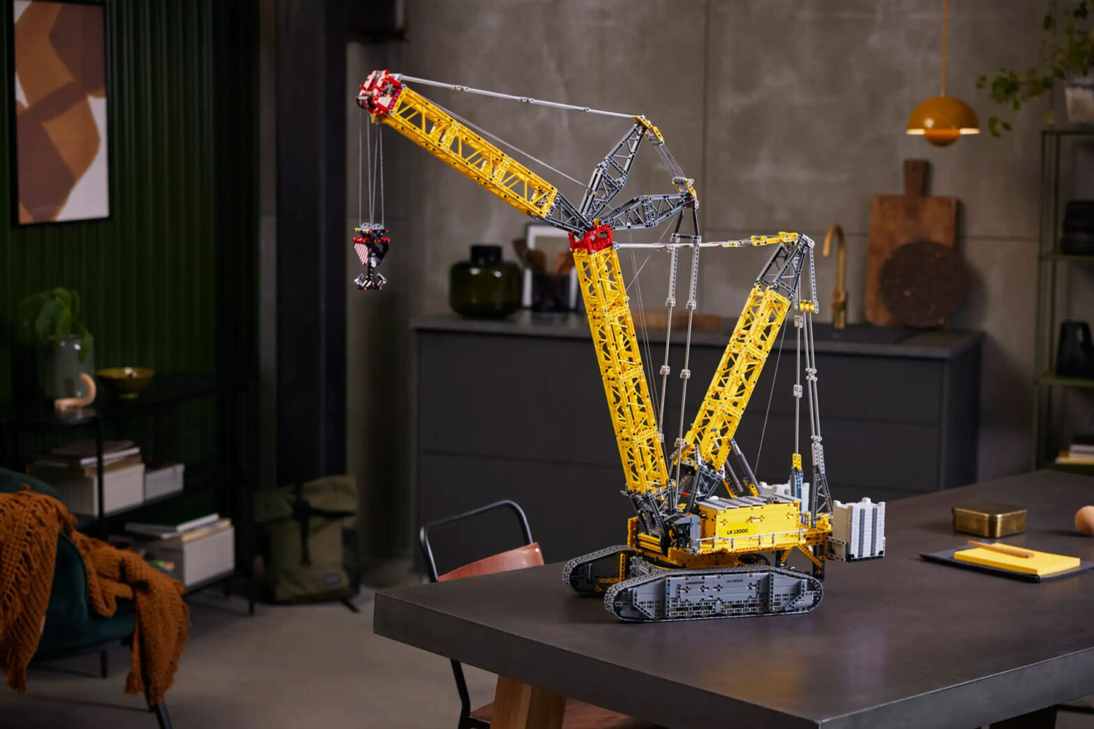 LEGO Technic Liebherr Crawler Crane LR 13000 (42146) Towers At An ...
