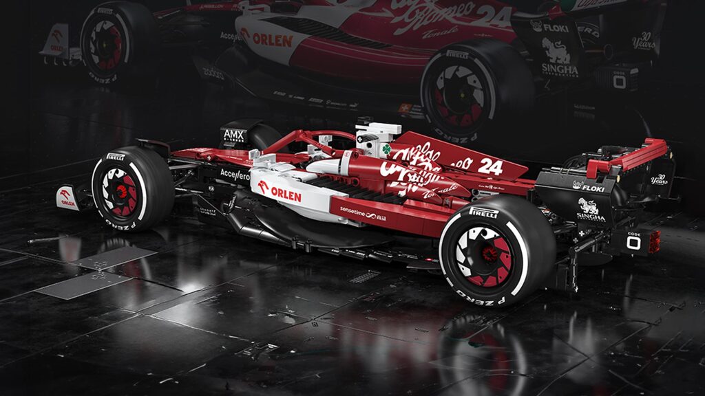 CaDA Officially Licensed Alfa Romeo F1 Team ORLEN C42 2022 Building Set ...