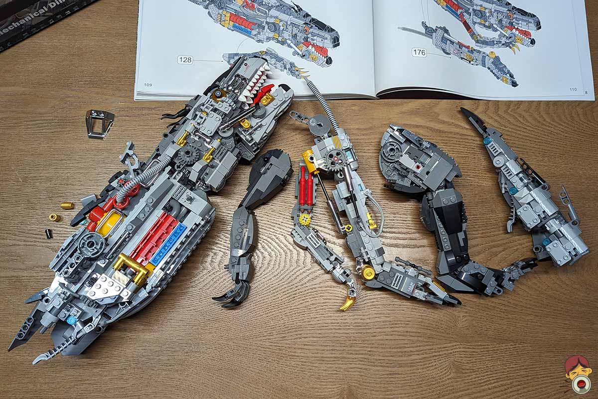 JMBricklayer T-Rex Dinosaur 70001 Brick-building Set: A Different Take ...