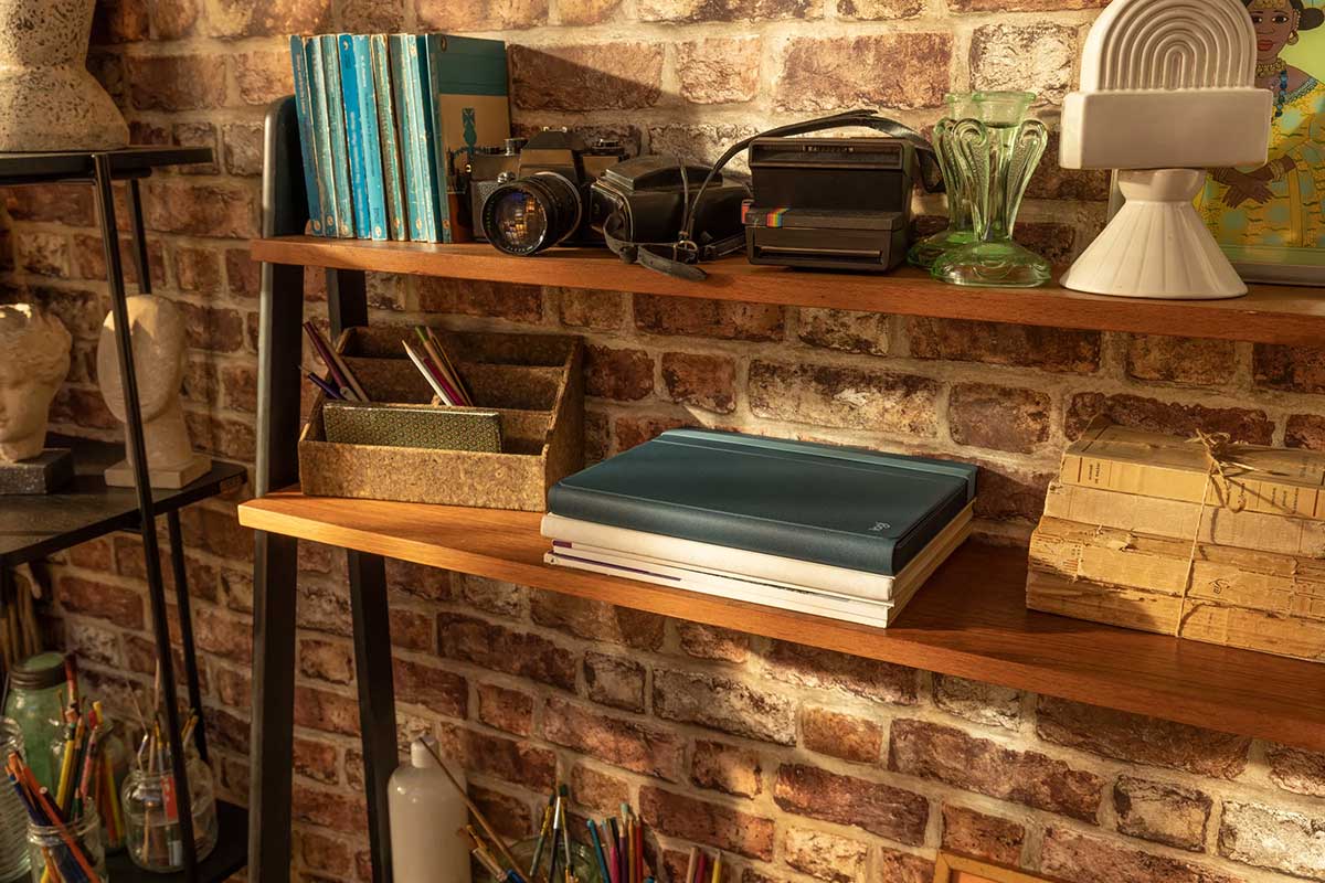 Logitech Casa Pop-Up Desk: It Is A Laptop Stand That Comes With A ...