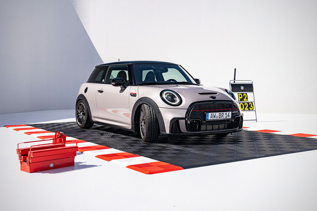 MINI John Cooper Works Bulldog Racing Edition: “Racing Feeling” For The ...