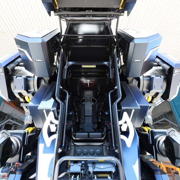 Tsubame Archax Real-life Mecha Has 5 Units To Go Around, Each ...