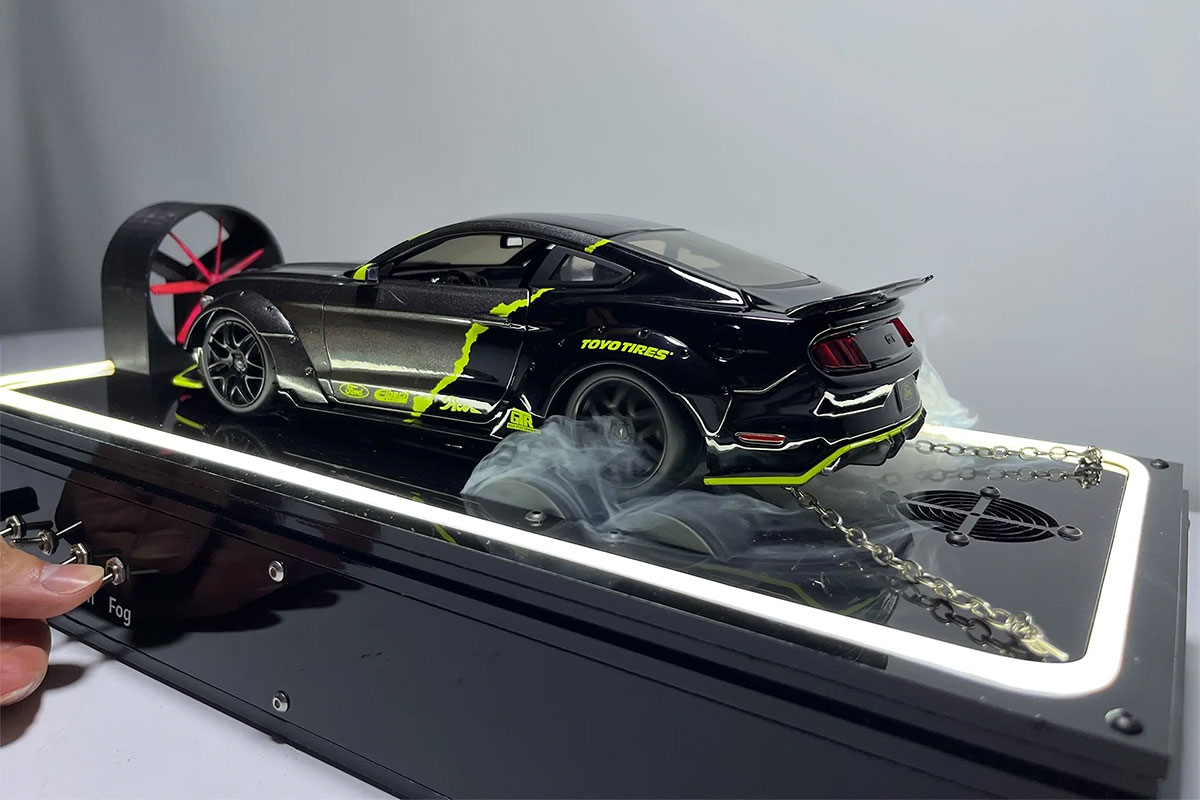 Casetronic DynoCase Display Stand: “Functional” Dyno Machine For Your 1 ...