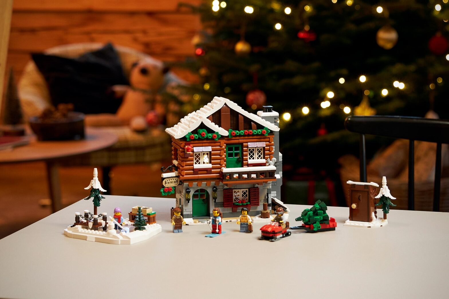 LEGO Icons Alpine Lodge (71426) Building Set: Christmas And Winter ...