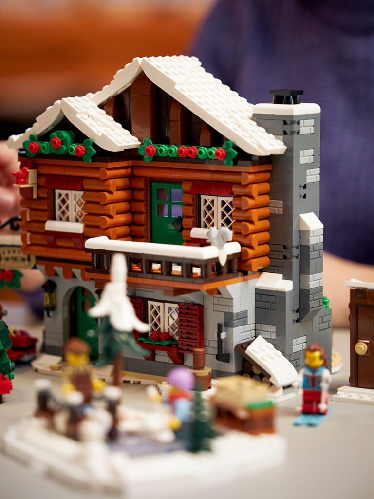 LEGO Icons Alpine Lodge (71426) Building Set: Christmas And Winter ...
