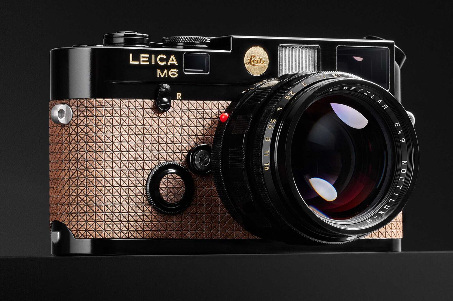 Commemorative Leica M6 Set “Leitz Auction” Camera For Leitz ...